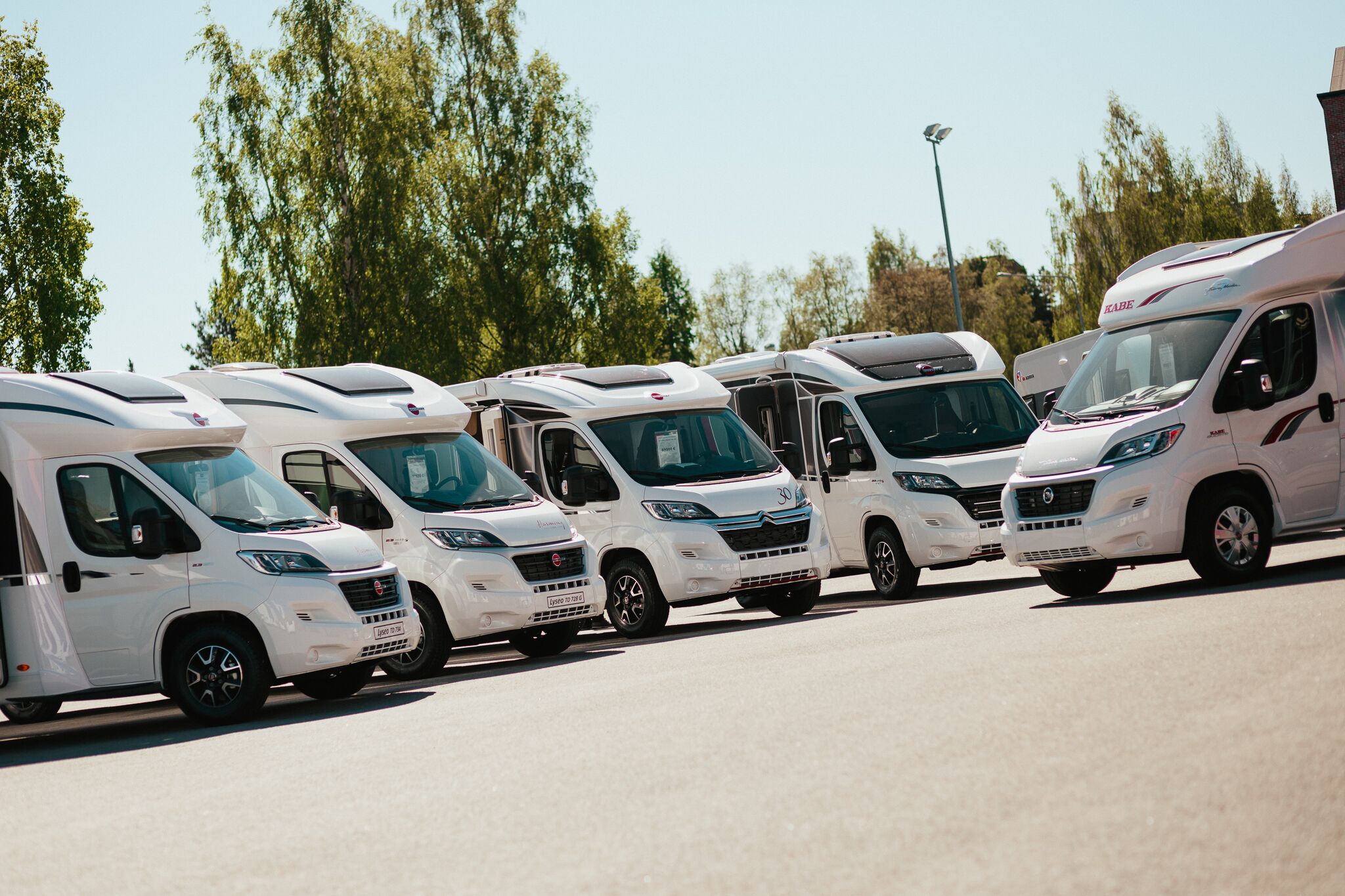 Käytetty matkailuauto tai asuntovaunu haussa? Lue vinkit